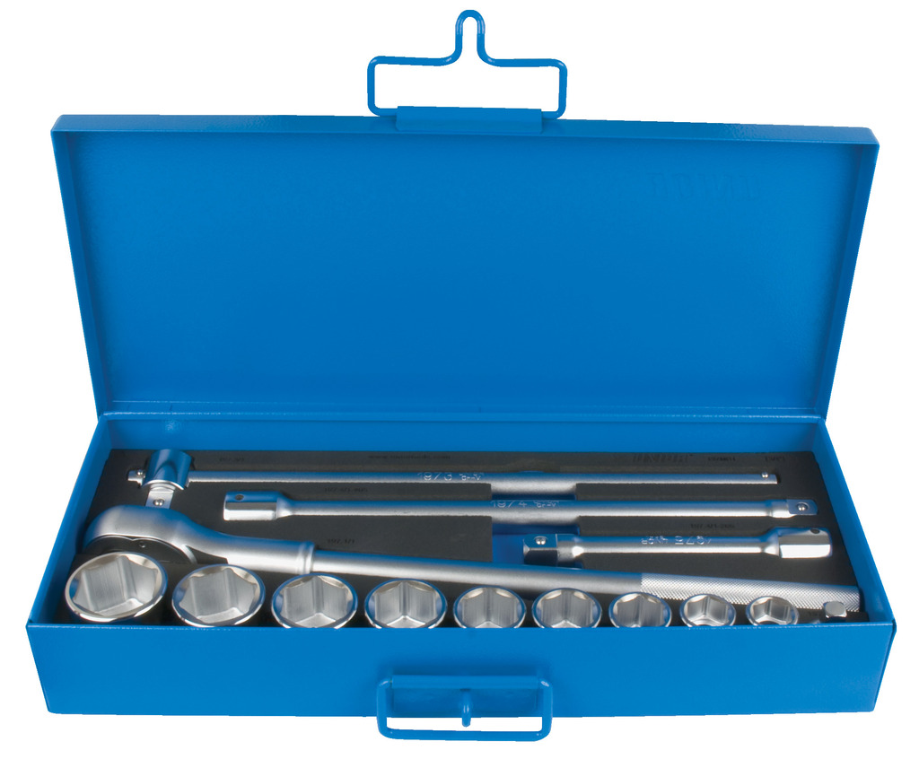 Socket set 3/4" in metal box
